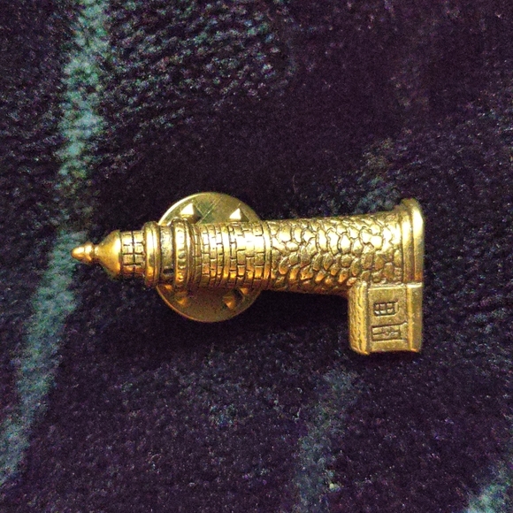 Vintage | Jewelry | Vintage Lighthouse Lapel Pin | Poshmark